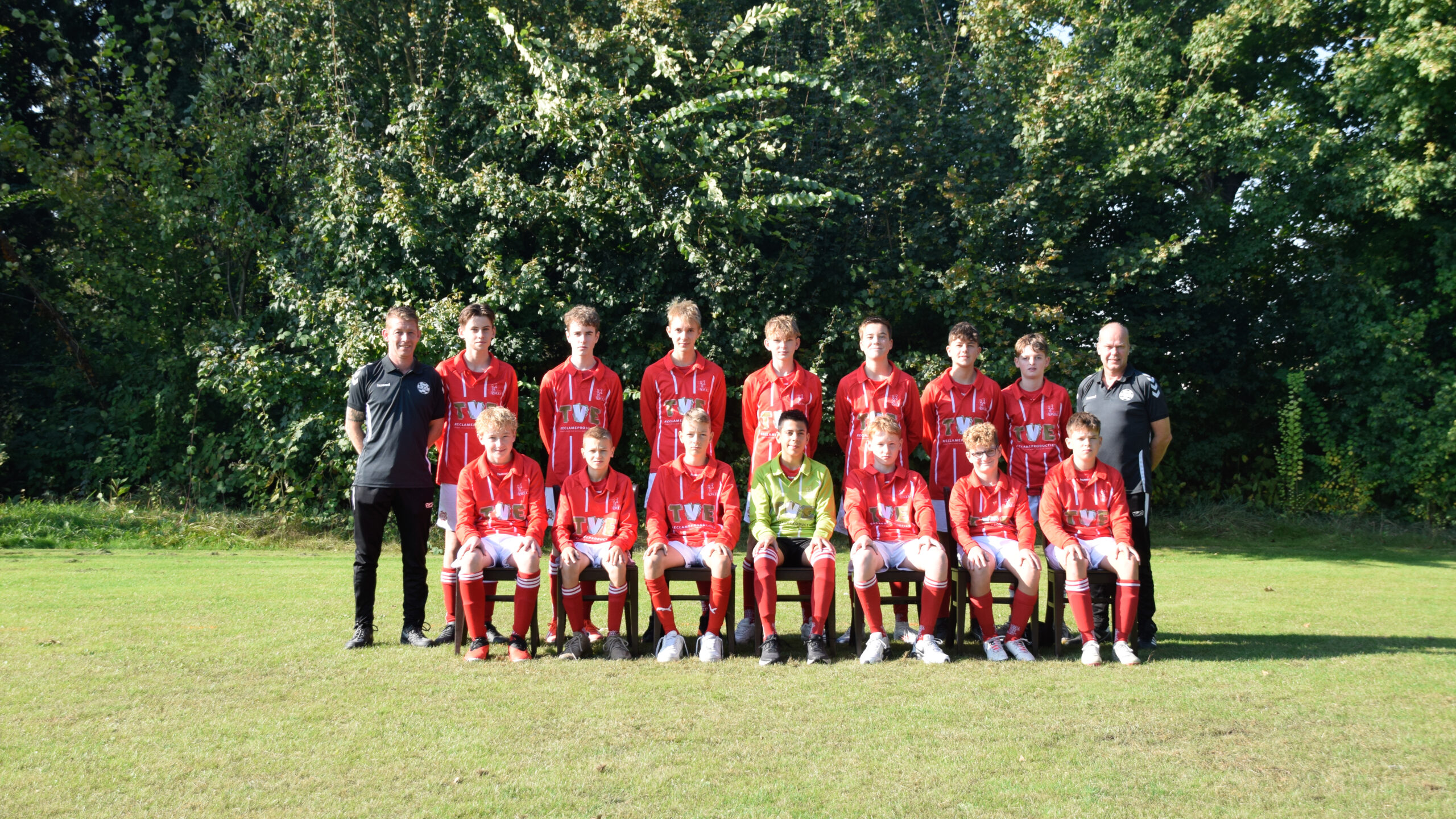 JO15-2 – R.K.S.V. W.E.C.